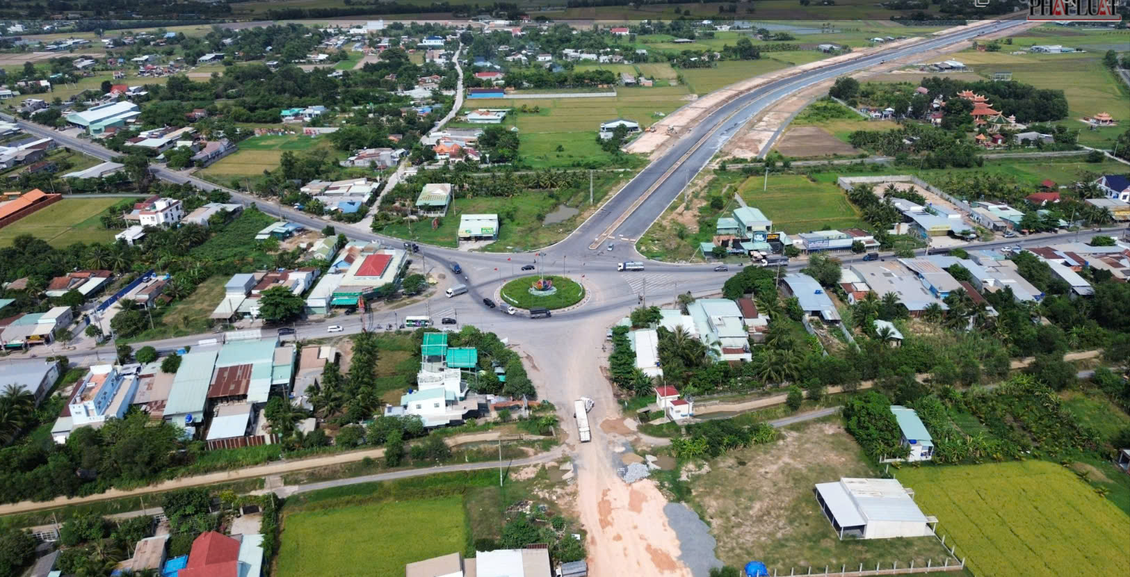 Cầu Tây Long hợp long: Bước ngoặt kết nối Tây Ninh – Long An - TaraLe